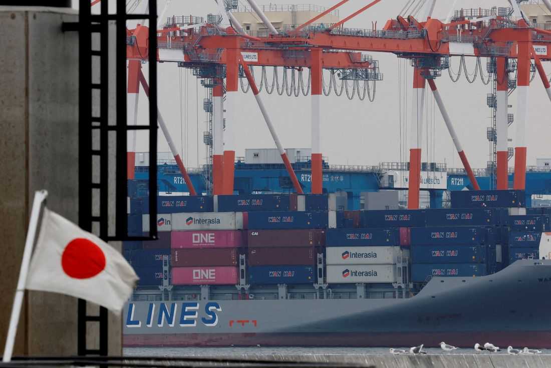 Japan's exports rise on weak yen, AI boom, but price-led gains mask ...