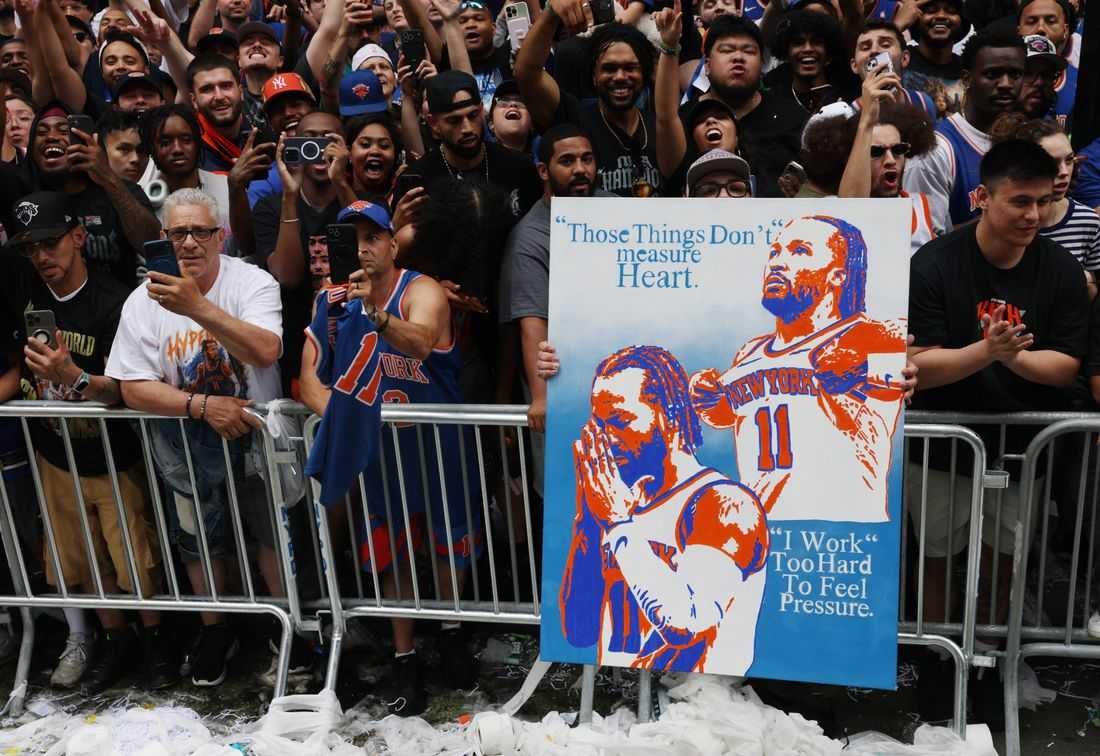 Euphoric Knicks fans flood New York for NBA championship ticker-tape parade